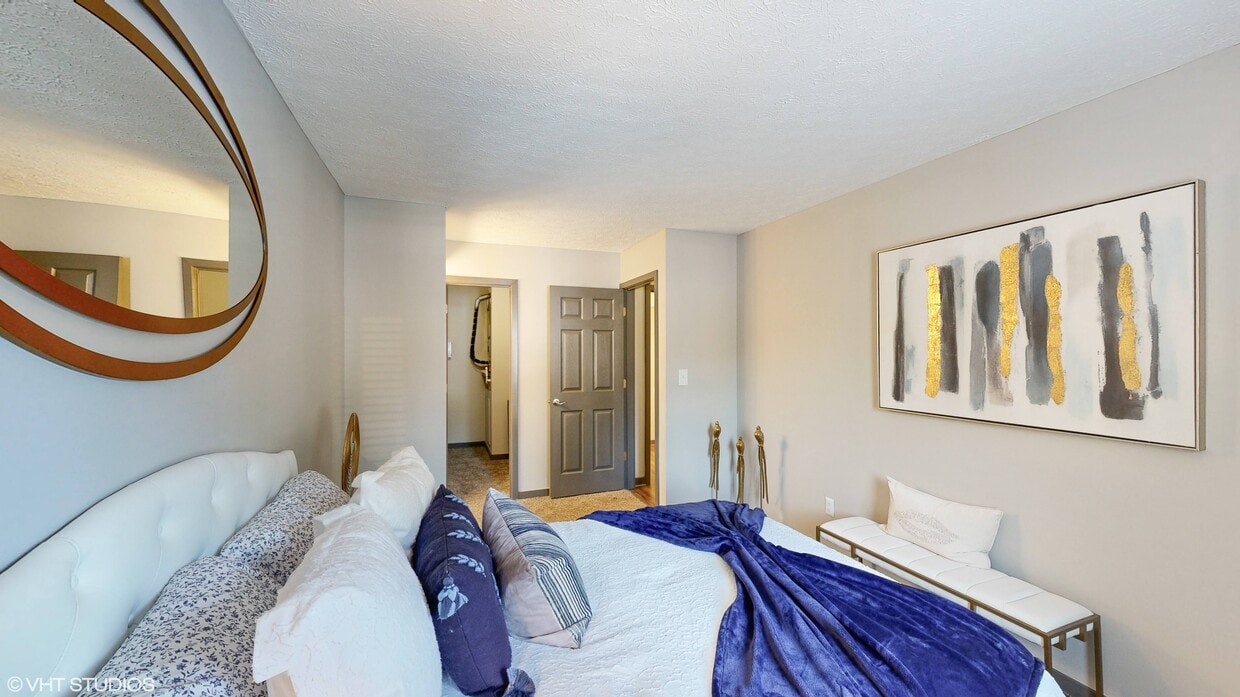 Silvertree at Little Turtle Apartments - 5350 Silverthorne Rd ...