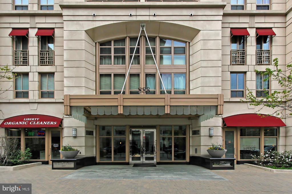 888 N Quincy St Unit 409, Arlington, VA 22203 - Room for Rent in ...