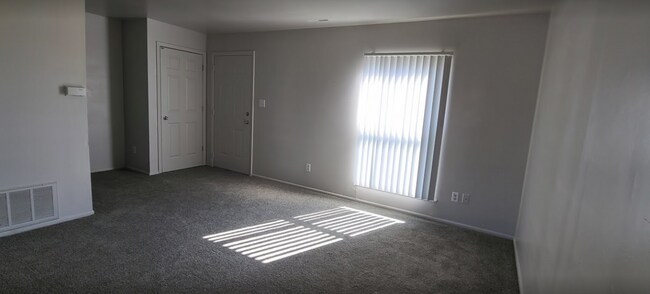 River Pointe Townhomes - 859 Buchanan St Fort Wayne, IN | Apartments.com