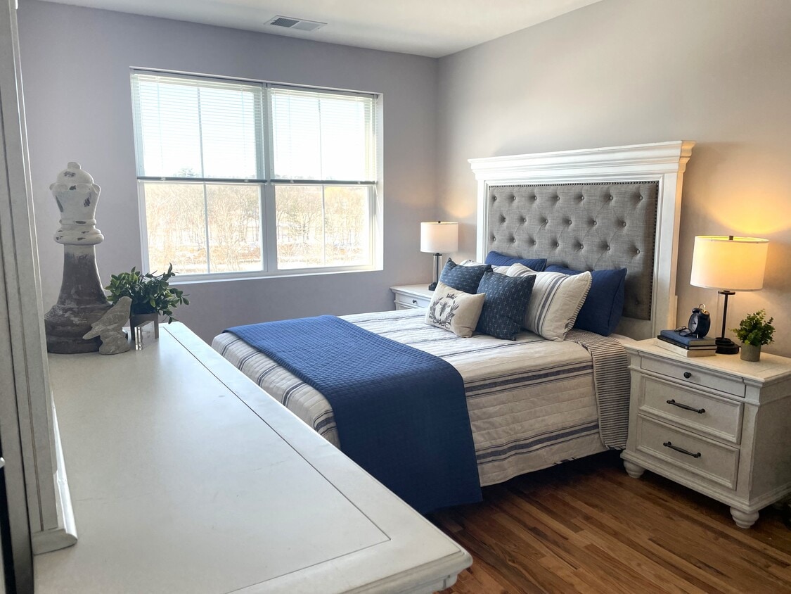 The Edge - 303 Dunbar St Manchester, NH 03103 | Apartments.com
