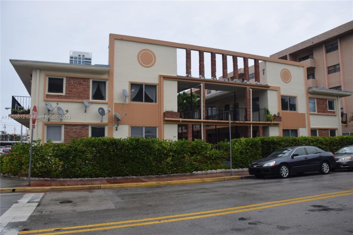 6885 Byron Ave Unit 204, Miami, FL 33141 - Condo for Rent in Miami, FL ...