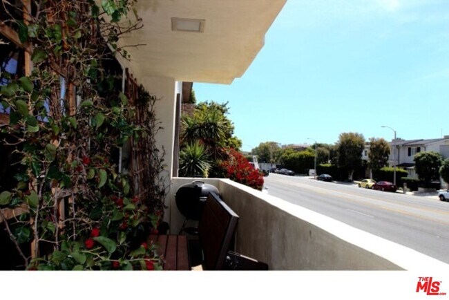 22351 Pacific Coast Hwy Unit B, Malibu, CA 90265 - Condo for Rent in ...