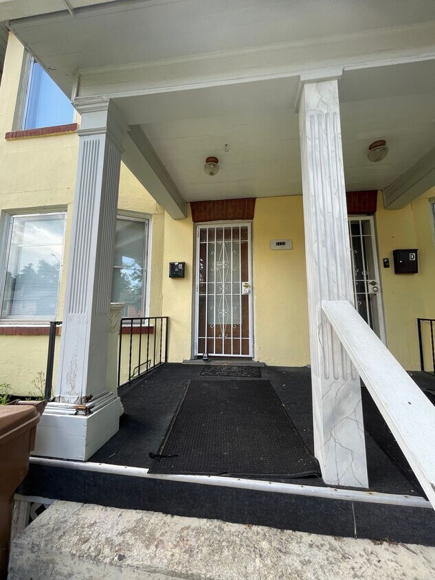 1122 S Walnut St Unit A, Spokane, WA 99204 - Room for Rent in Spokane, WA | Apartments.com