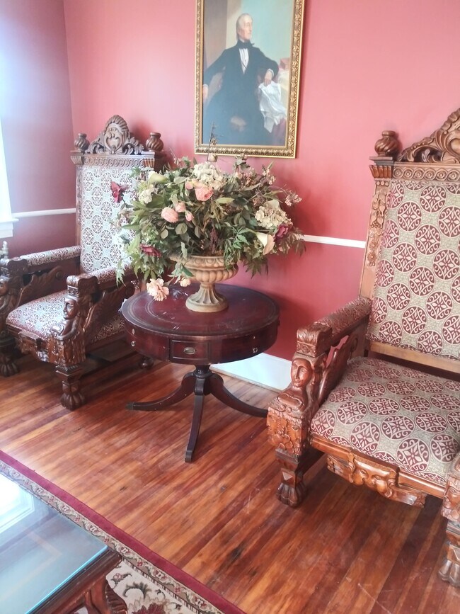 Apartments for Rent with Yard in Ten Hills, Baltimore | Apartments.com