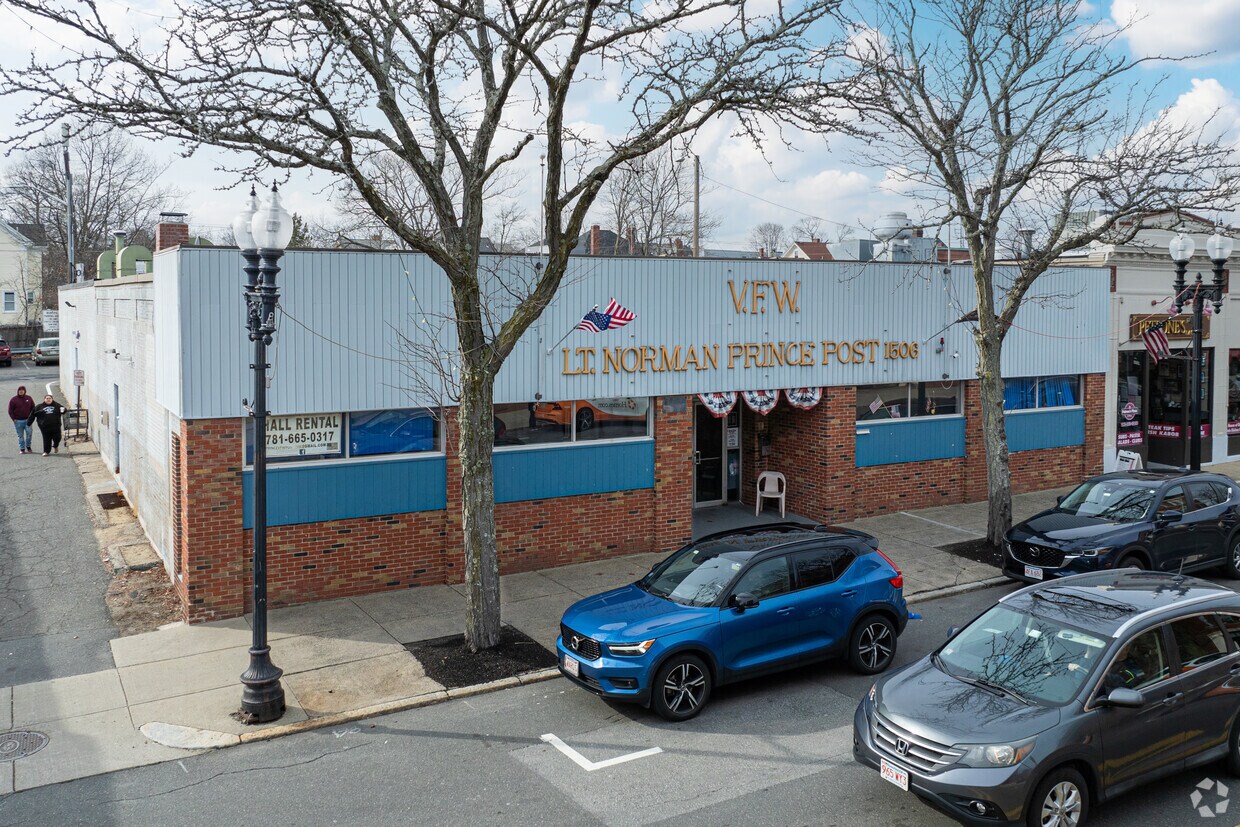 426 Main St, Stoneham, MA 02180 - Apartments in Stoneham, MA ...