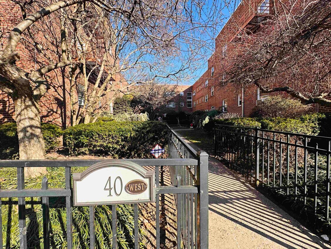 40 Glenwood Ave Unit 3B, Jersey City, NJ 07306 - Condo for Rent in ...