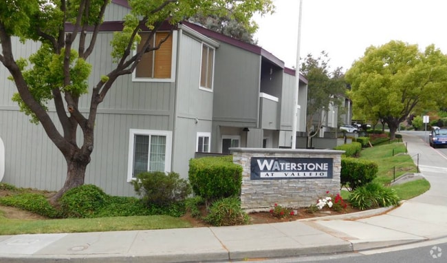 Springtree Apartments for Rent with Hardwood Floors - Vallejo, CA - 1 ...