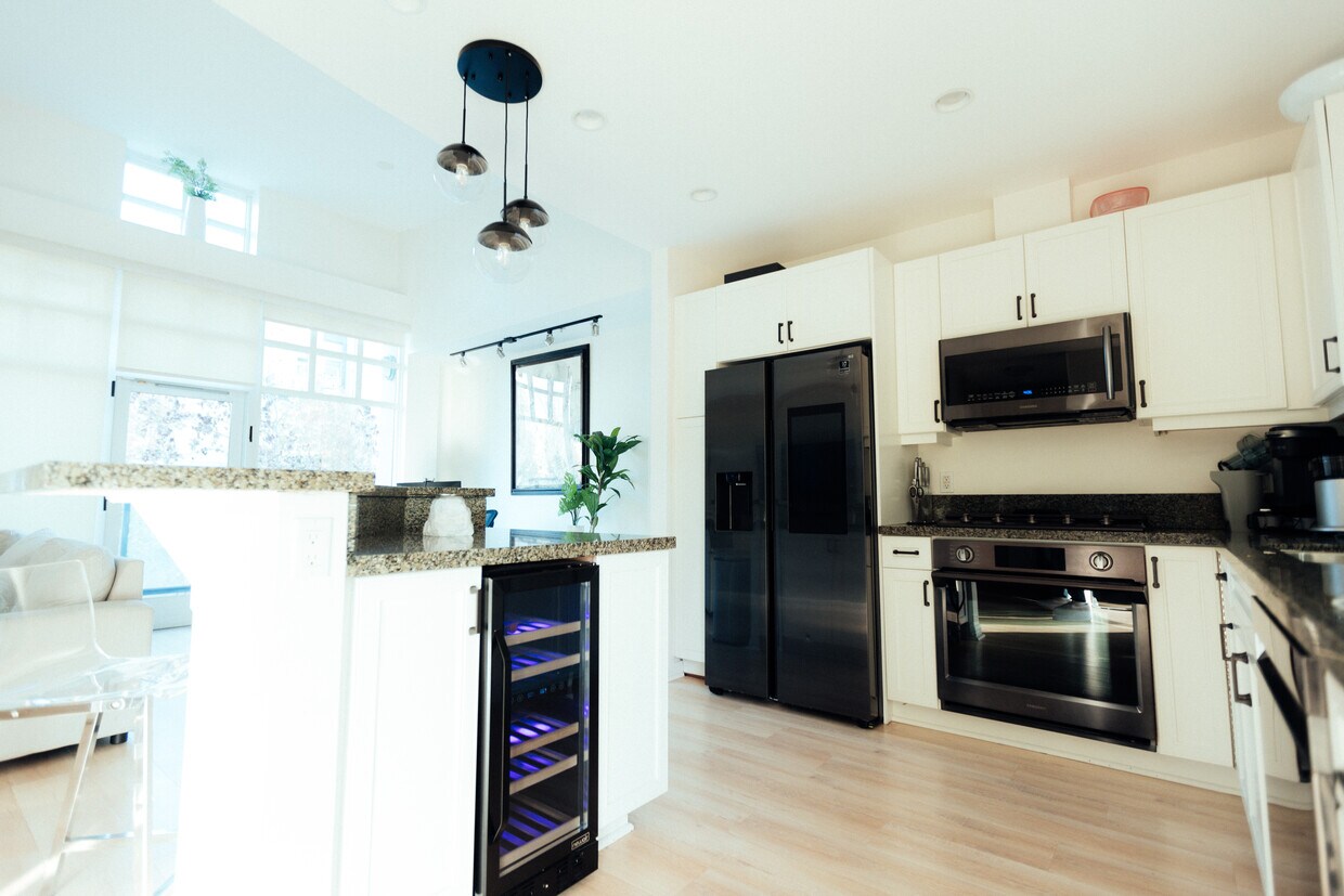 555 Front St Unit Front St., San Diego, CA 92101 - Condo for Rent in ...