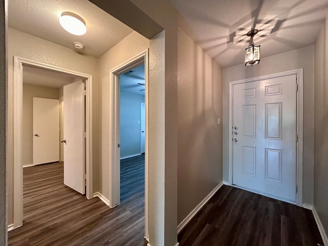 18440 Wind Tree Ln, Elgin, TX 78621 - House Rental in Elgin, TX ...