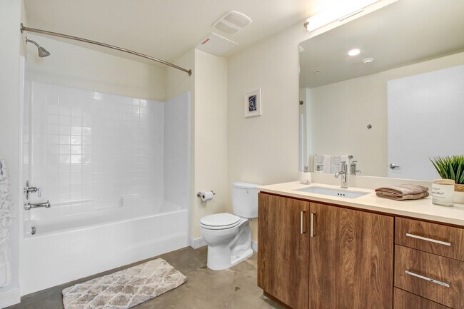 Watermark Apartments - 6625 Reseda Blvd Reseda, CA - Apartments for ...