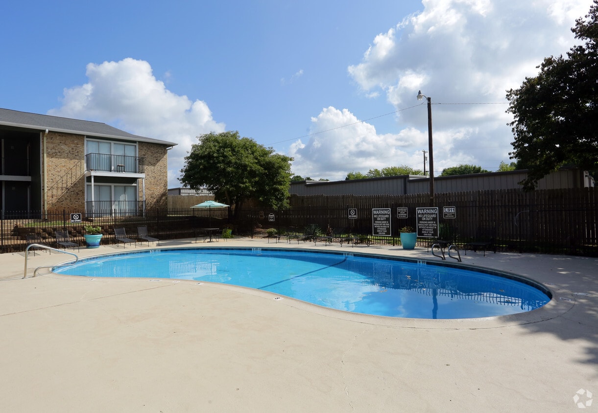 The Ridge - 4800 Paluxy Dr Tyler, TX 75703 | Apartments.com