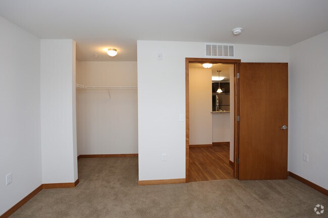 The Terraces of Windsor Crossing - Apartments in Windsor, WI ...