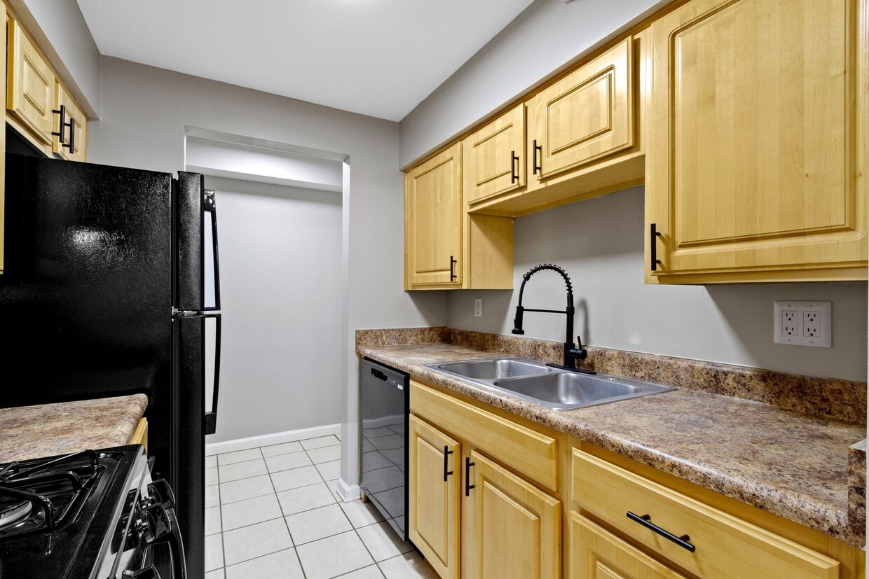 The Pines at SoBro - 5018 Lemans Dr Indianapolis, IN 46205 | Apartments.com