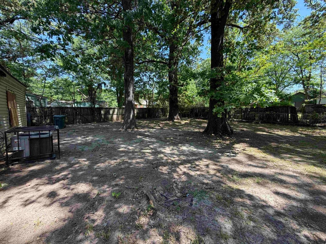 1300 Robin Hood Ln, Memphis, TN 38111 - House Rental in Memphis, TN ...