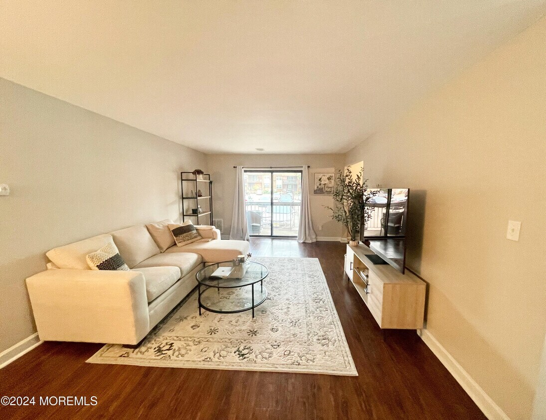 614 Sharon Garden Ct Unit 614, Woodbridge Township, NJ 07095 - Condo for Rent in Woodbridge ...