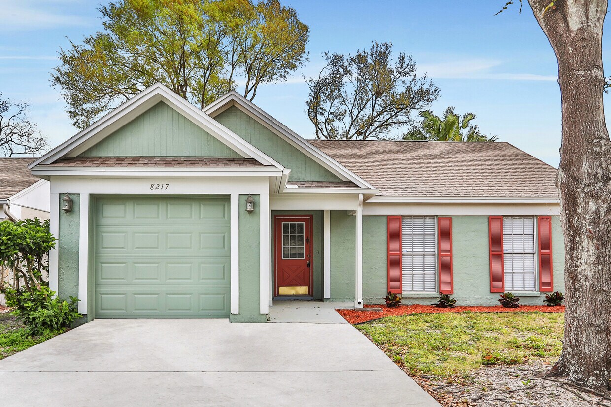 8217 Natchez St, Tampa, FL 33637 - House Rental in Tampa, FL ...