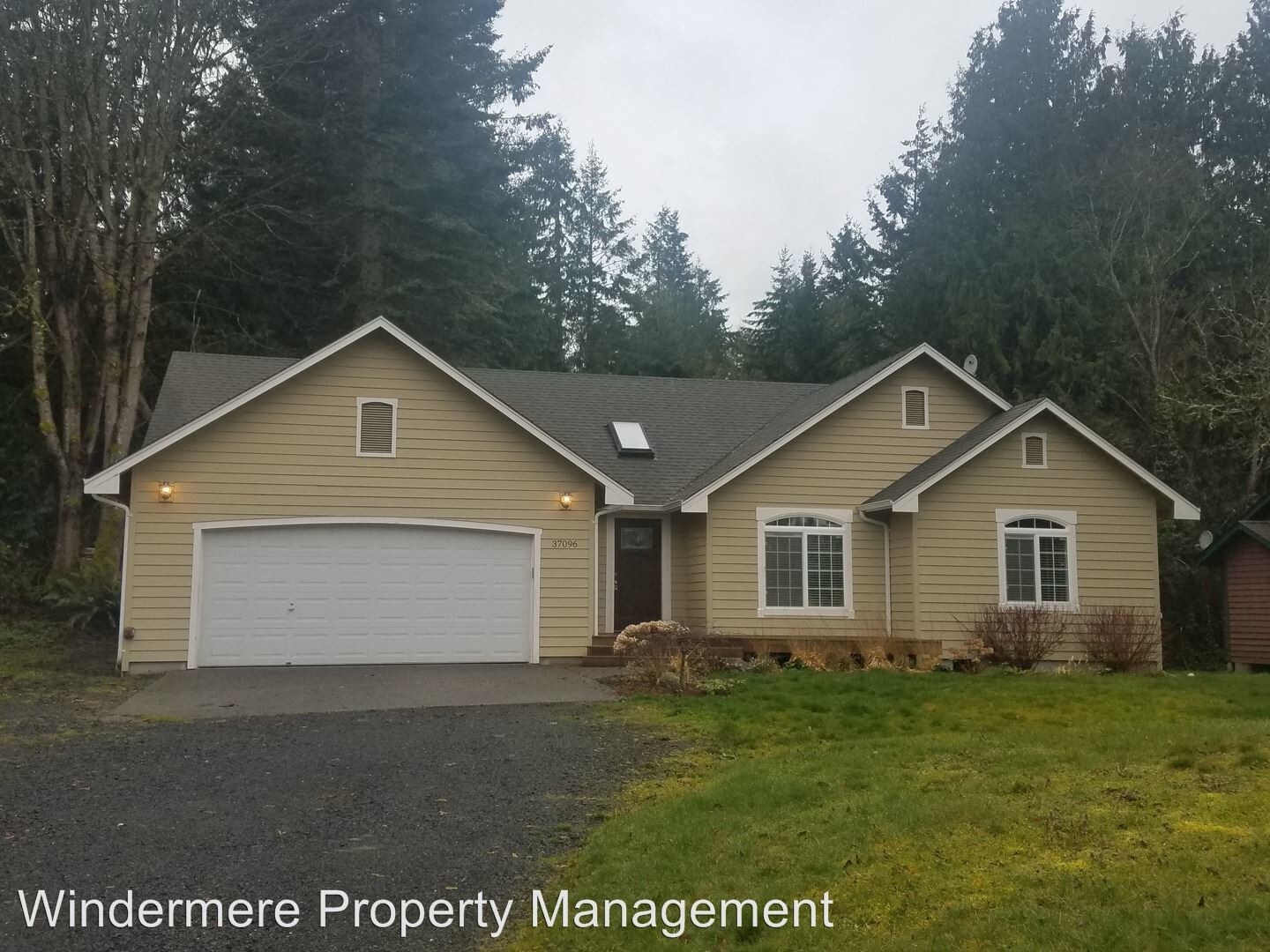 37096 Bay St Ne, Hansville, WA 98340 - House Rental in Hansville, WA ...
