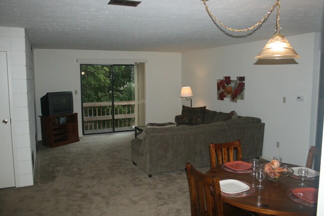 Shaler Highlands Apartments Apartments - 629 Glen Malcolm Dr Glenshaw ...