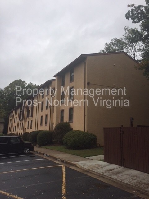 2200 Castle Rock Sq Unit 2b, Reston, VA 20191 - Condo for Rent in ...