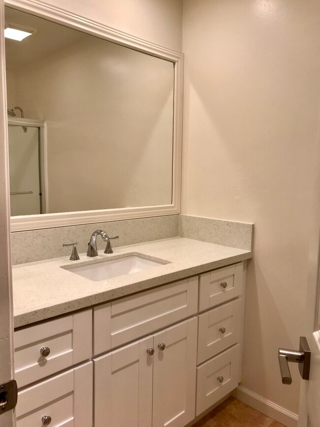 3158 Via Alicante Unit G, San Diego, CA 92037 - 3158 Via Alicante San ...