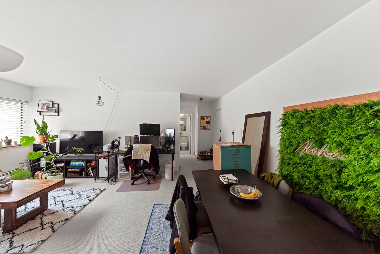 611 W Patterson Ave Unit 321, Chicago, IL 60613 - Condo for Rent in ...