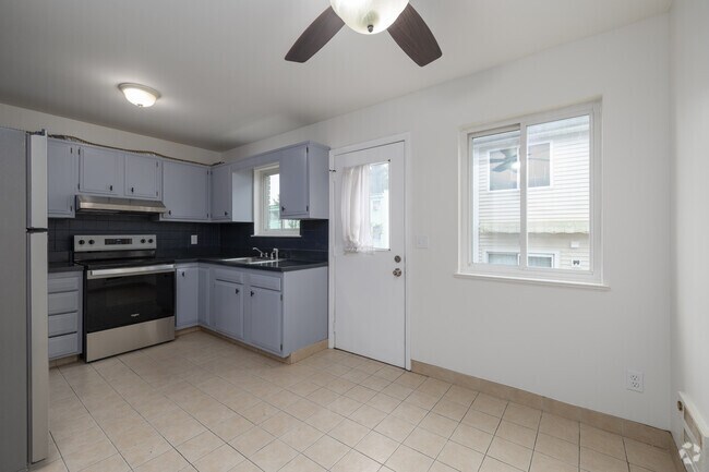 West Norwalk Apartments for Rent with Hardwood Floors - Norwalk, CT ...