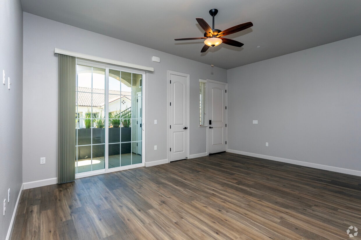 Coronado Apartments - 8104 N Bond St Fresno, CA 93720 | Apartments.com
