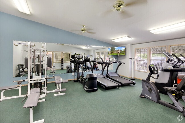 Samish Hill Apartments for Rent with a Swimming Pool - Bellingham, WA ...