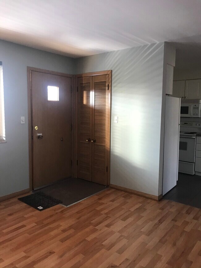 1425 W Touhy Ave Unit 202, Park Ridge, IL 60068 - Condo for Rent in ...