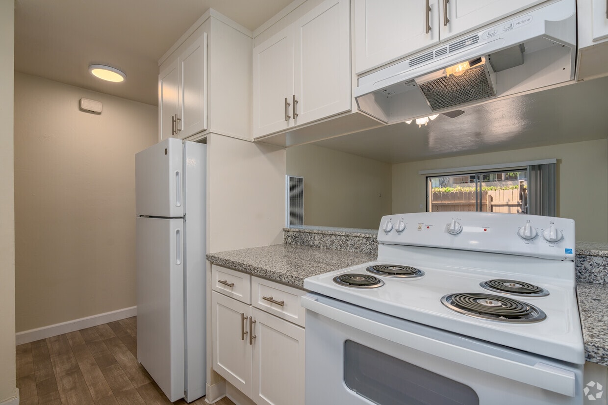 Sierra Gardens - 1645 Sierra Gardens Dr Roseville, CA 95661 ...