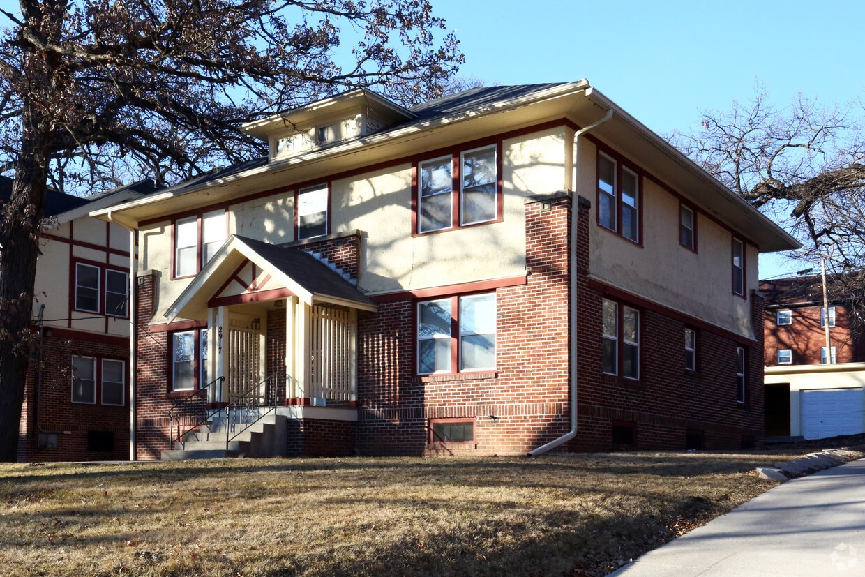 2917 High St, Des Moines, IA 50312 - 2917 High St Des Moines, IA 50312 ...