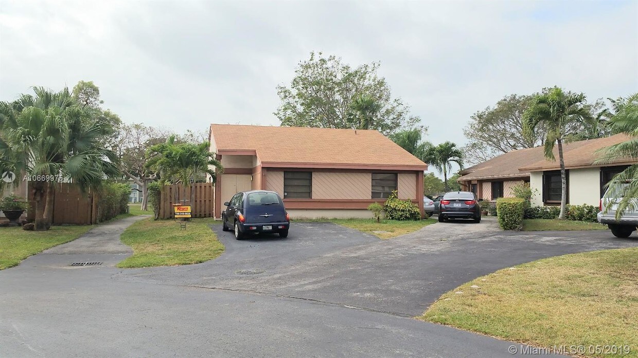 9774 SW 148th Ct, Miami, FL 33196 - House Rental in Miami, FL | Apartments.com