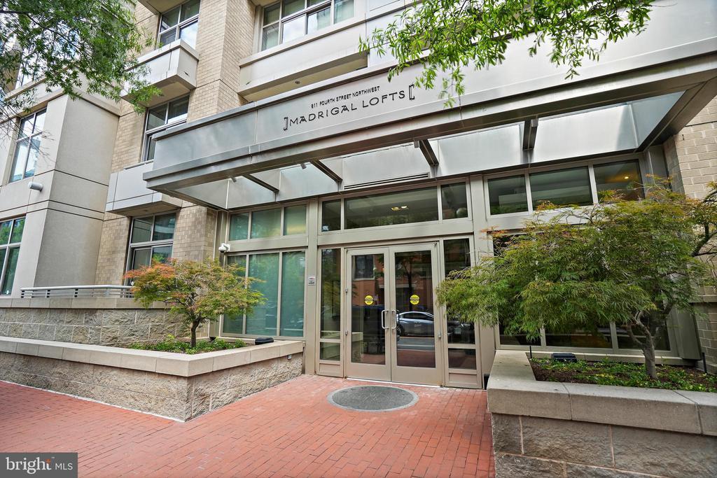 811 4th St NW Unit 205, Washington, DC 20001 - Room for Rent in ...