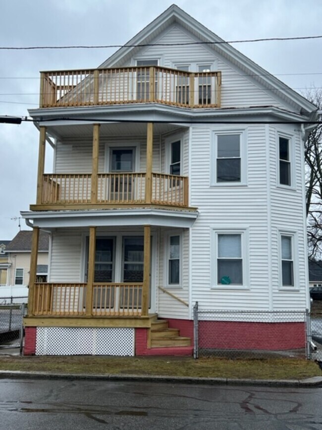 148 Laban St Unit 1, Providence, RI 02909 - Condo for Rent in ...