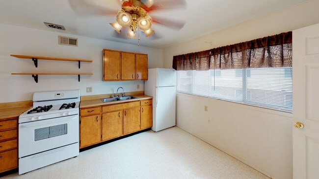 Rocwood Apartments Apartments - Wood River, IL | Apartments.com