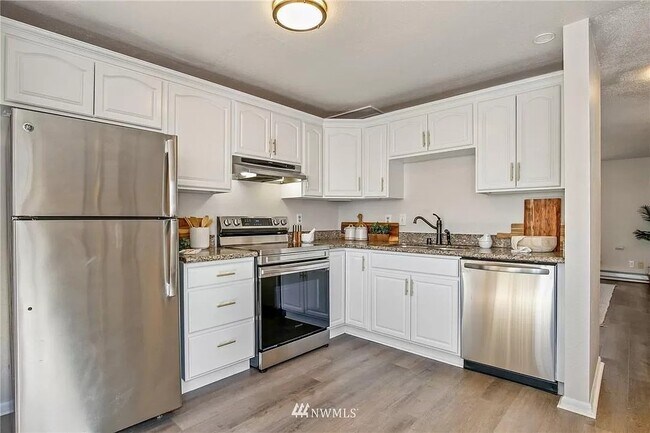 2413 S Norman St, Seattle, WA 98144 - Townhome Rentals in Seattle WA ...