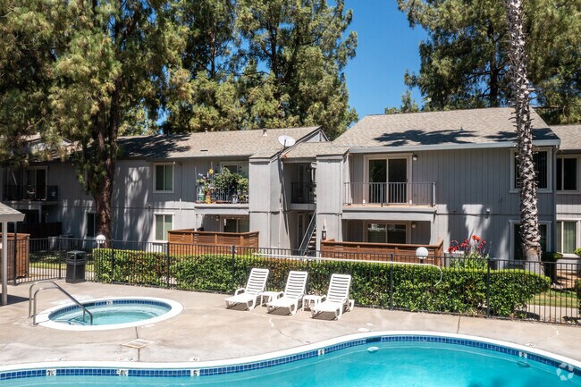 El Macero Village Apartments