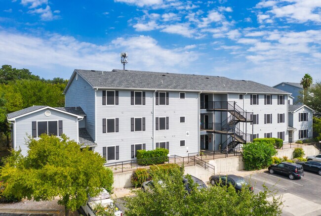 Douglas Landing Apartment Homes - Apartments in Austin, TX | Apartments.com