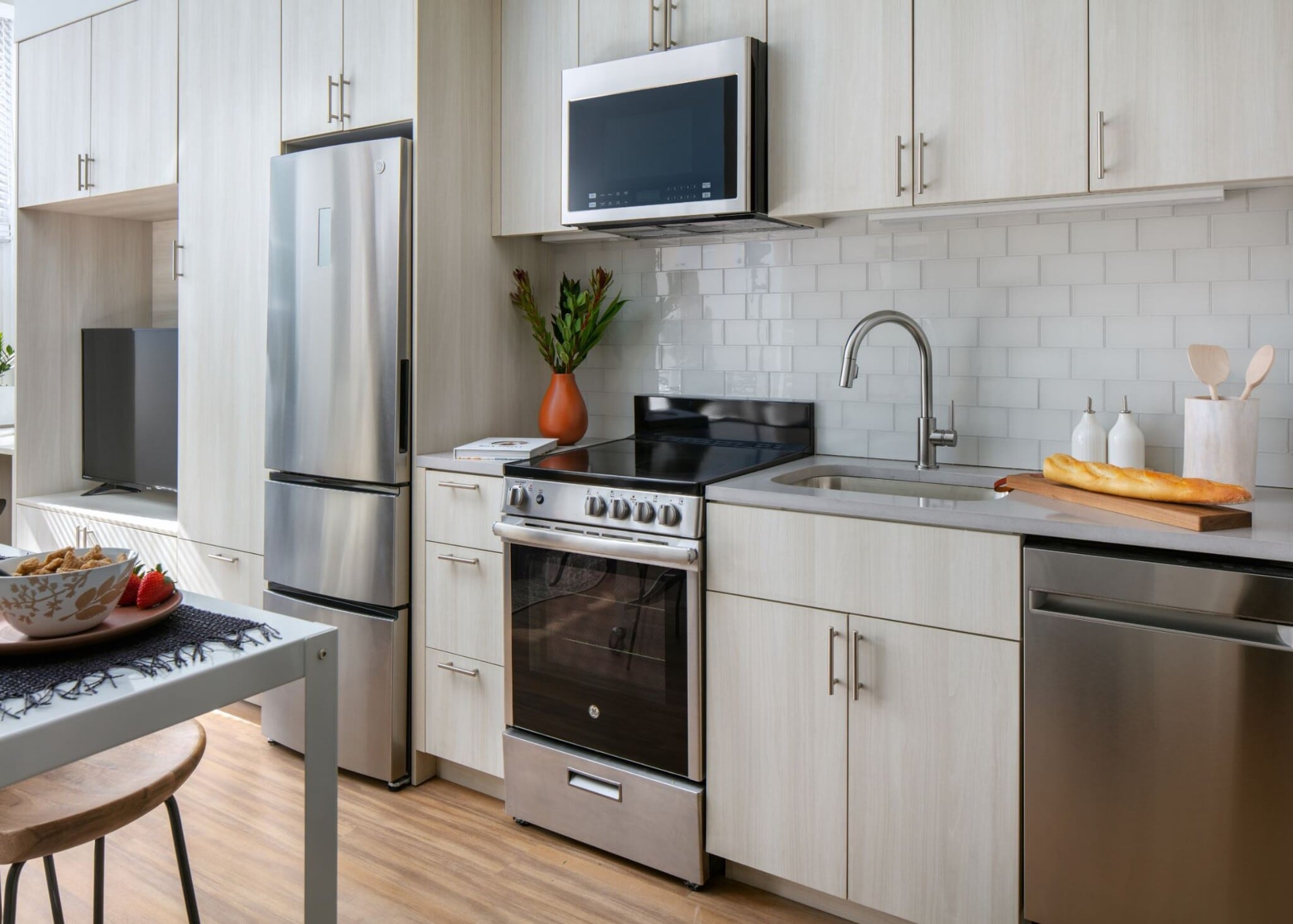 One City - 1401 Arch St Philadelphia, PA 19102 | Apartments.com