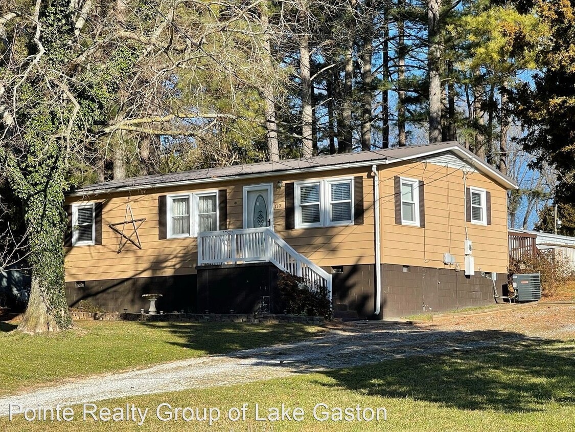 710 Roark St, Chase City, VA 23924 - House Rental in Chase City, VA ...