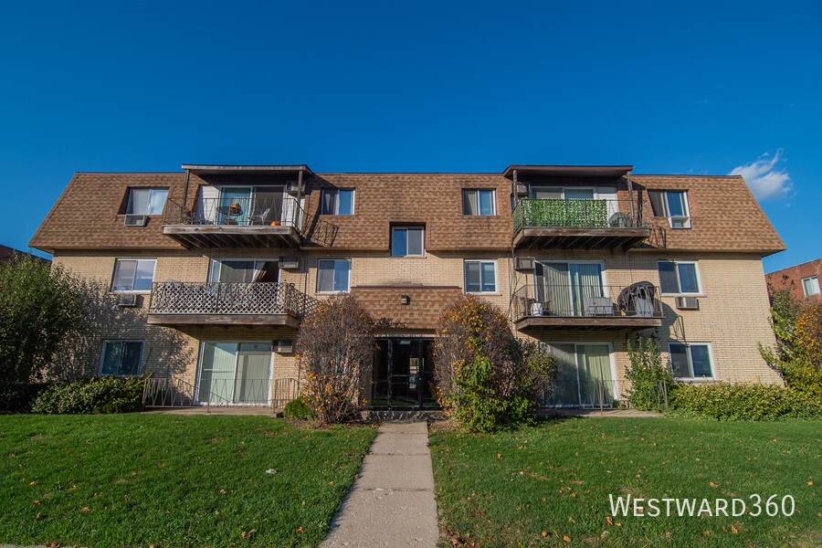 5720 W 128th St Unit 2SW, Crestwood, IL 60418 - Room for Rent in ...