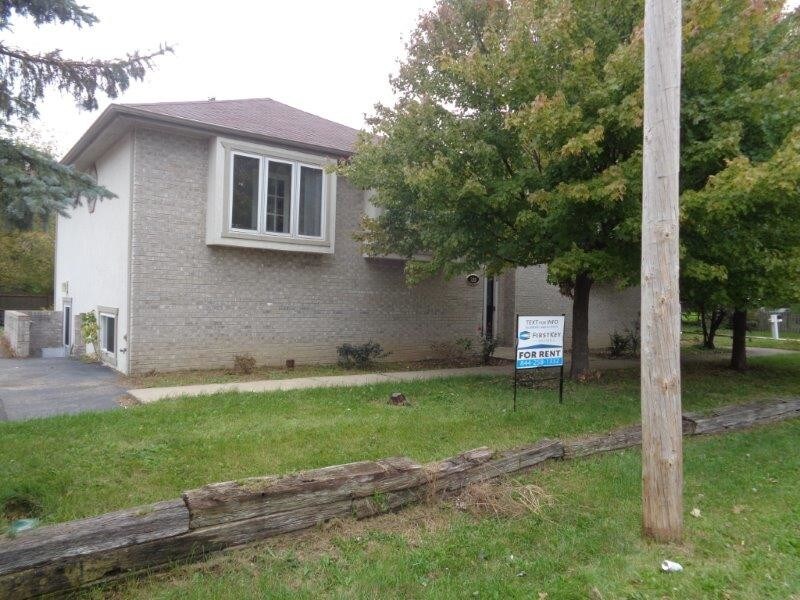 100 S Dilger Ave, Waukegan, IL 60085 - House Rental in Waukegan, IL ...