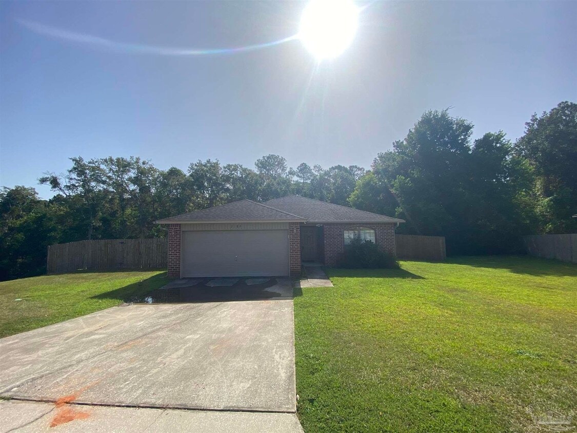 2189 Liberty Loop Rd, Cantonment, FL 32533 - House Rental in Cantonment ...