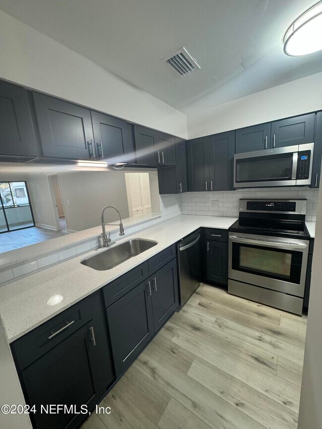 5615 San Juan Ave Unit 105, Jacksonville, FL 32210 - Condo for Rent in ...