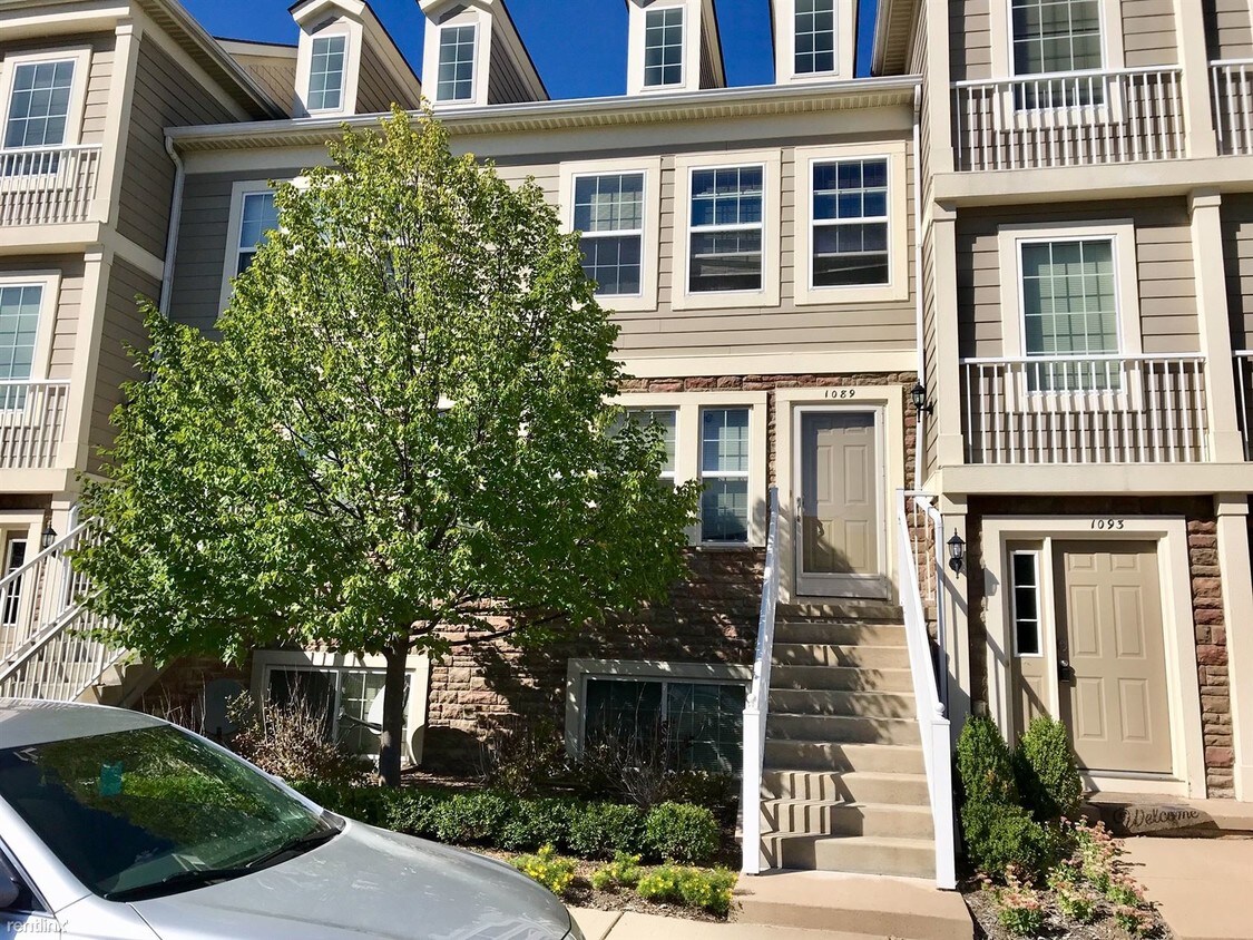 1089 Foxboro, Troy, MI 48083 - Condo for Rent in Troy, MI | Apartments.com