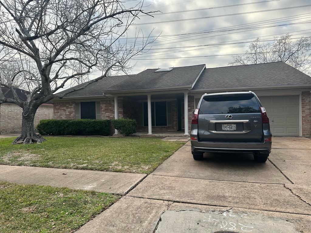 10122 Amblewood Dr, Houston, TX 77099 - House Rental in Houston, TX ...