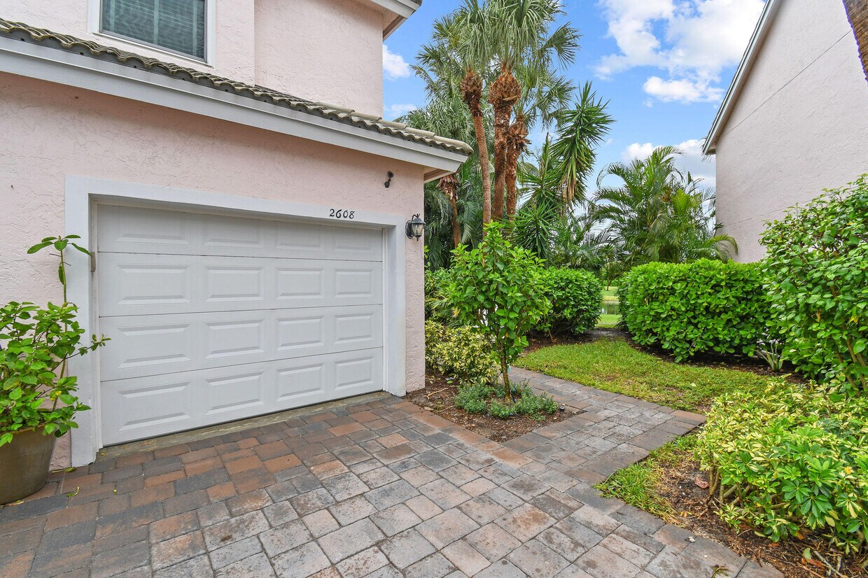 2608 Fairway Dr N, Jupiter, FL 33477 - Townhome Rentals in Jupiter FL ...