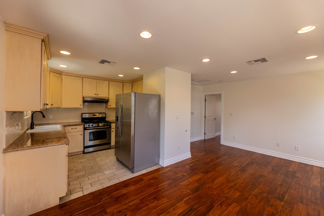 12833 Delano St Unit C, North Hollywood, CA 91606 - 12833 Delano St ...