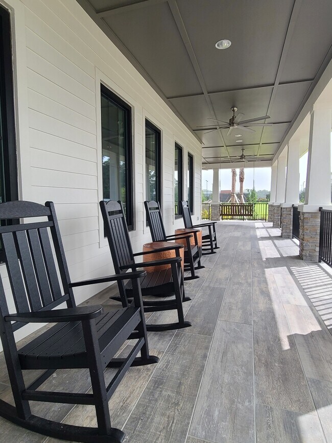 36416 Camp Fire Ter, Zephyrhills, FL 33541 - Townhome Rentals in ...