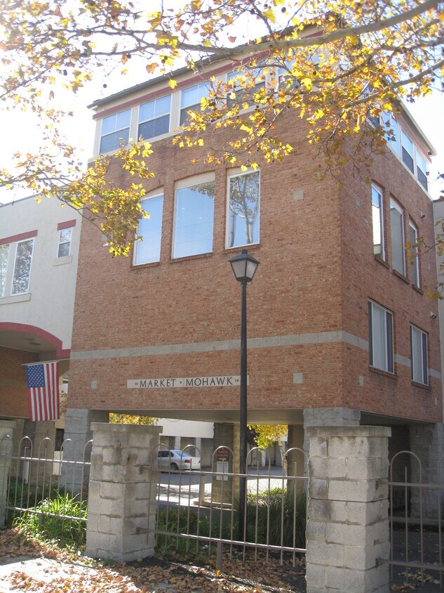 Market Mohawk at The District at Parkside - Alquileres en Columbus, OH ...